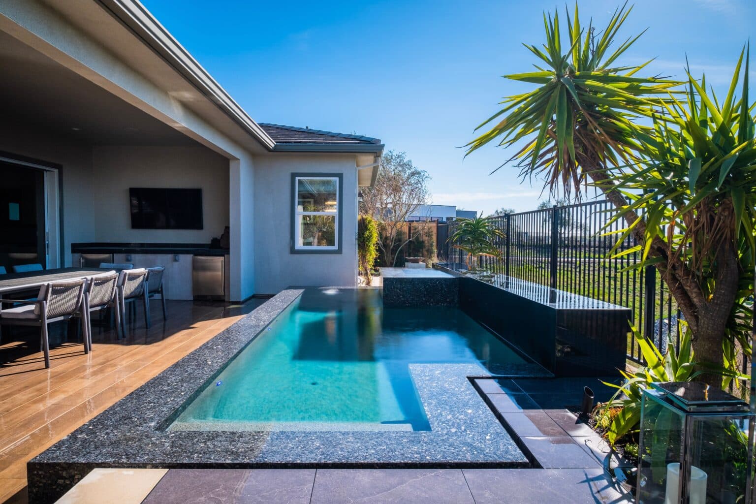 Premier Pool Service | Pool Cleaning & Maintenance Services